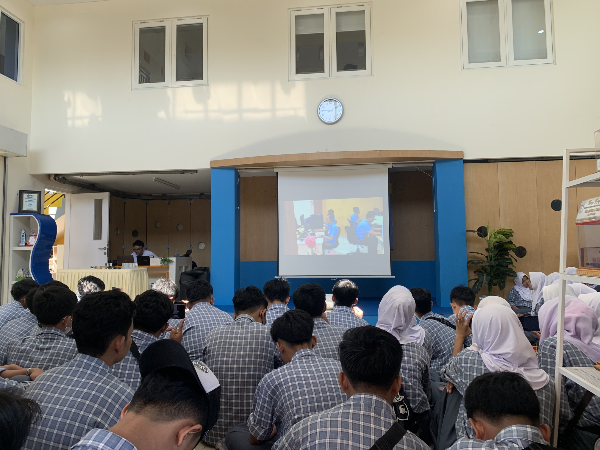 Kunjungan Industri SMK Informatika Sumedang | Acara | Gamelab.ID