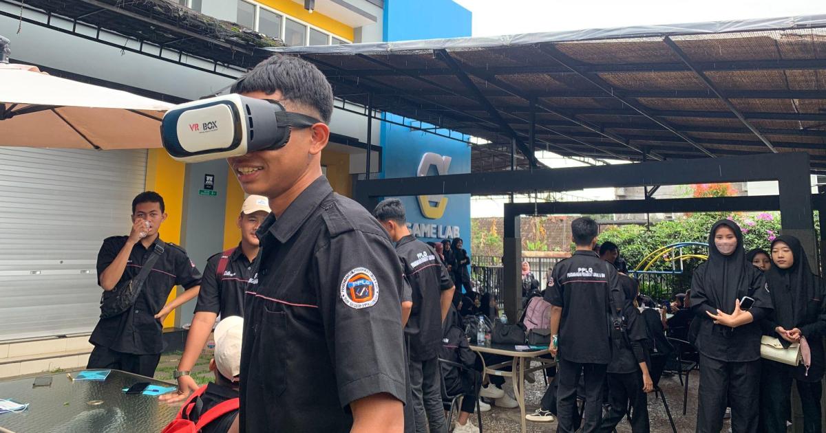 Kunjungan Industri SMK Negeri 1 Padaherang, Kab. Pangandaran ke GAMELAB ...